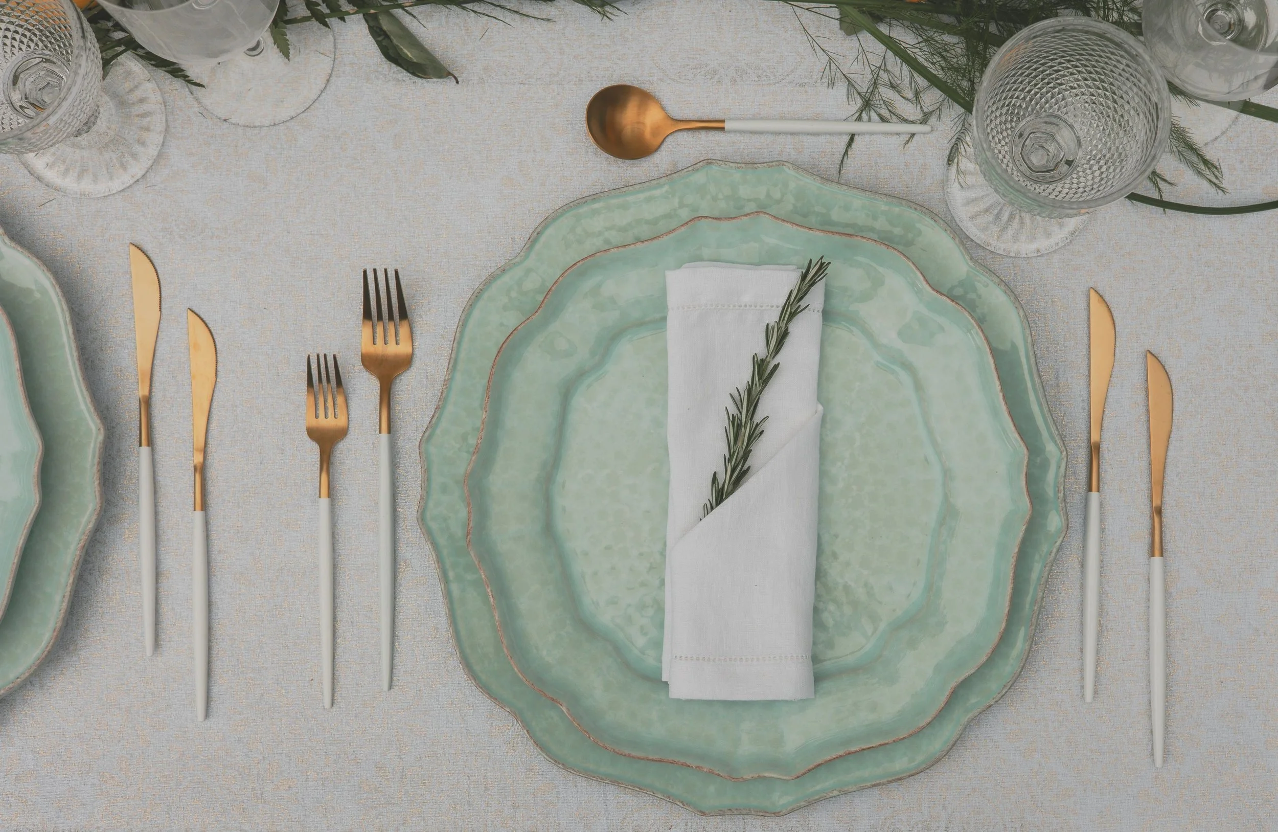 Impressions (Turquoise) | Charger Plate | The Curated Plate Co.