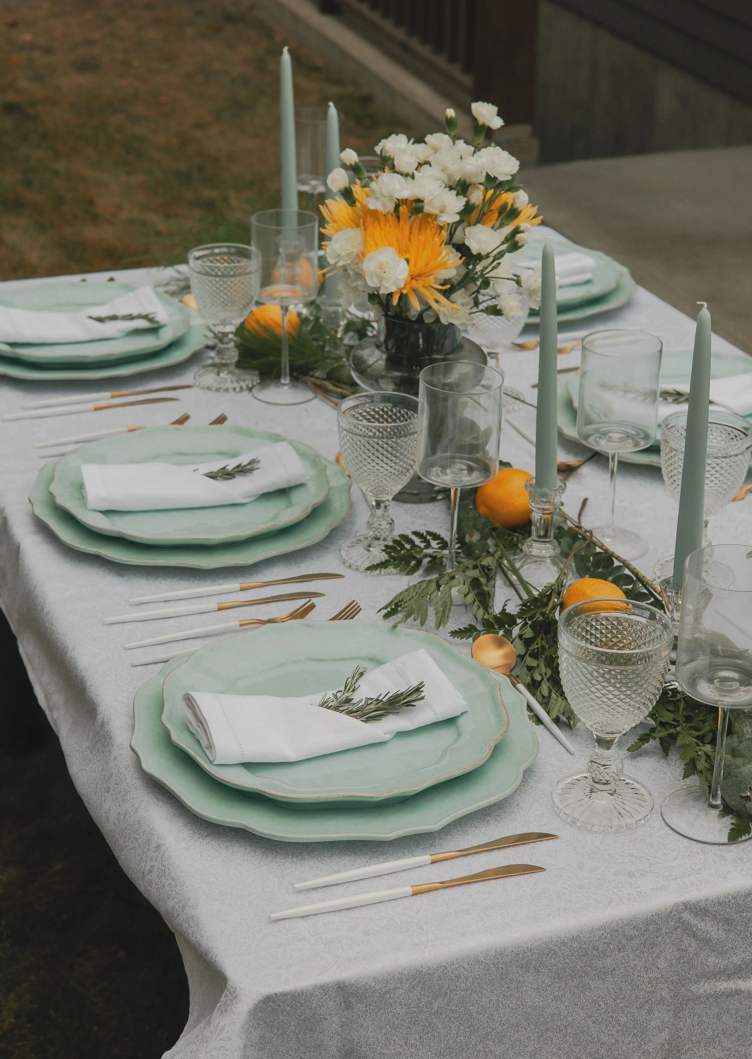 Impressions (Turquoise) | Charger Plate | The Curated Plate Co.