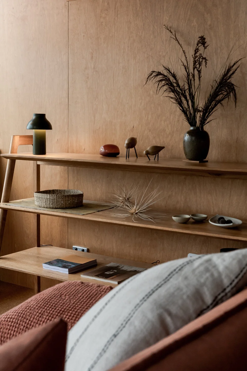 Swansong — Hunter & Folk