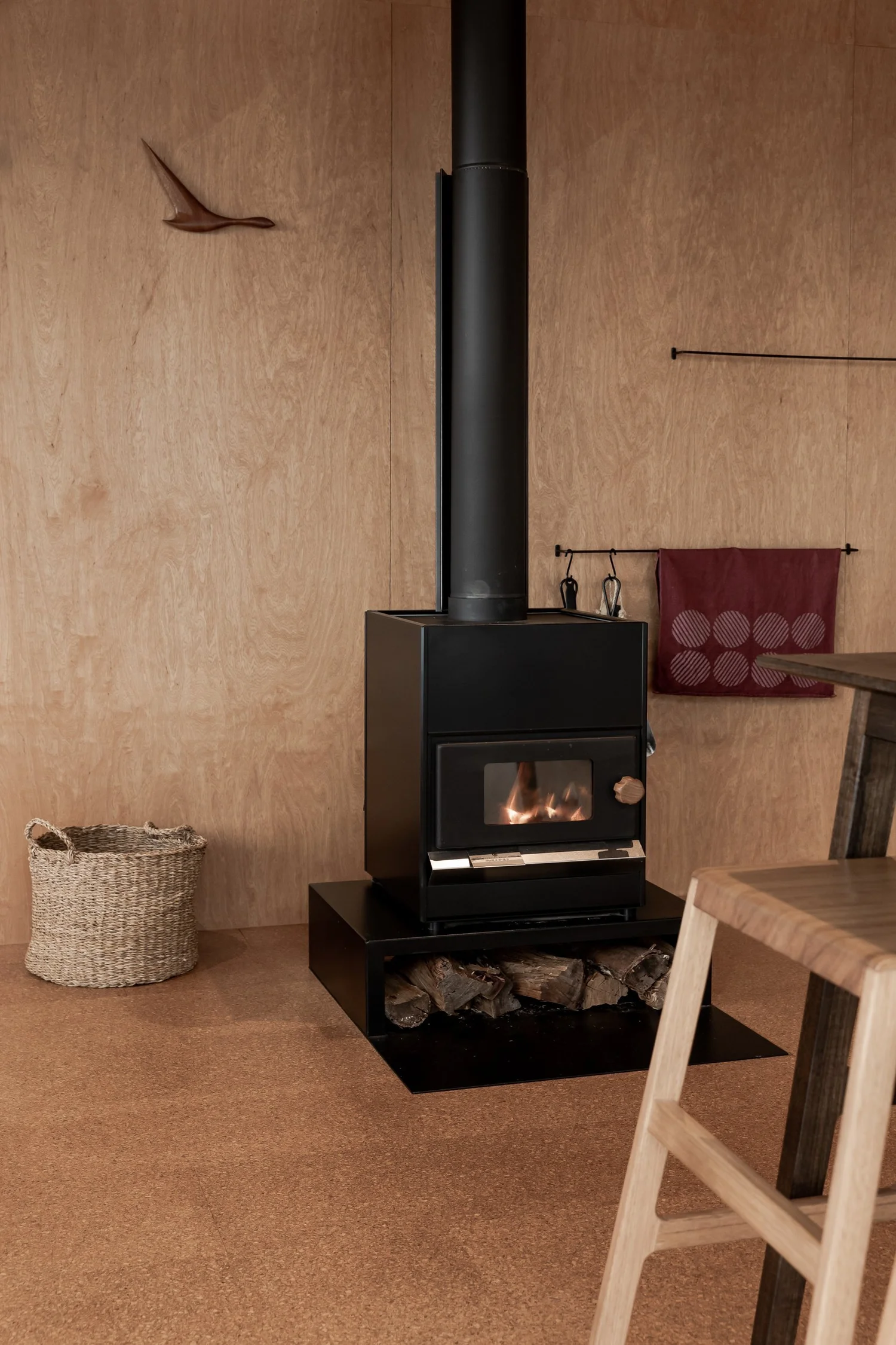 Swansong — Hunter & Folk