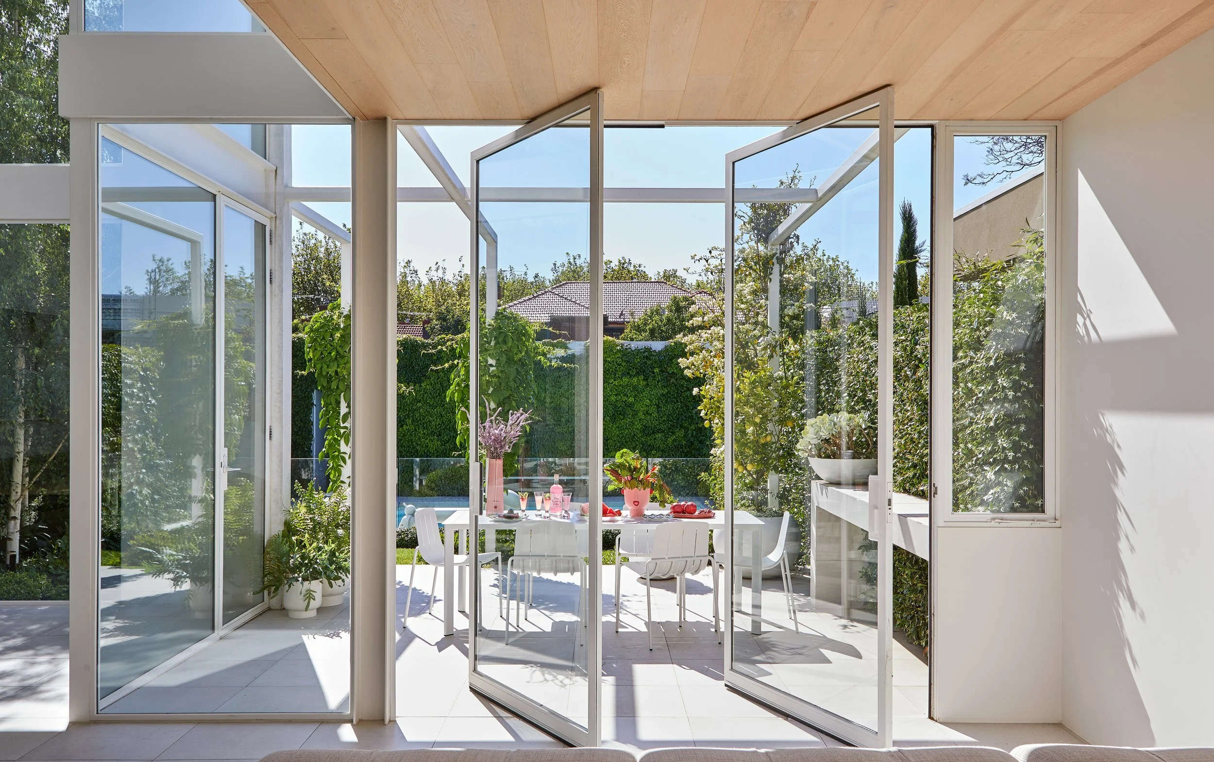 The White House by Robson Rak & Lucy Fenton — Hunter & Folk