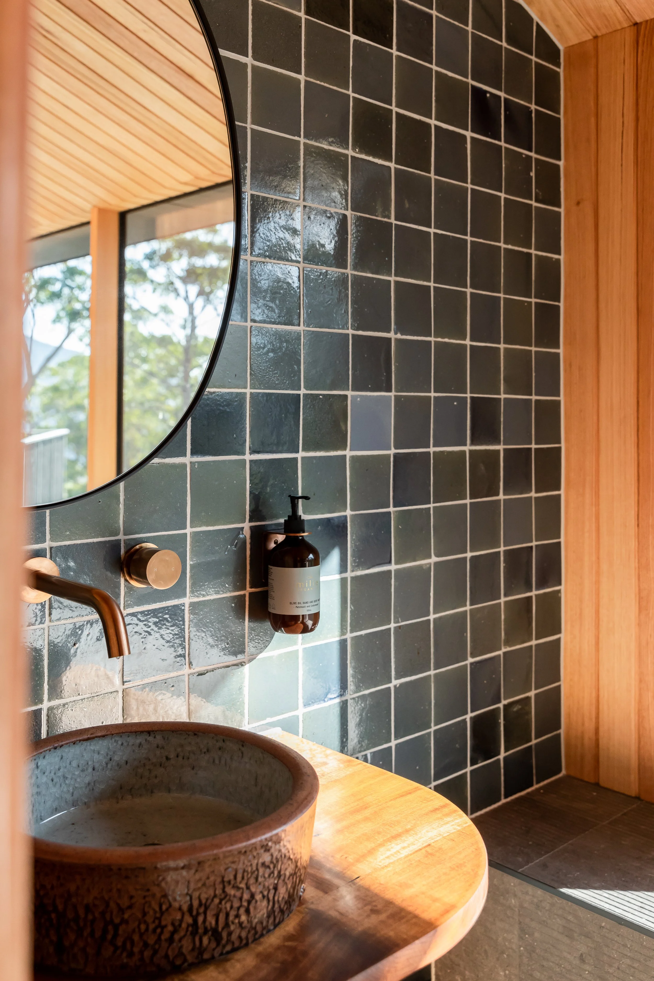 Hunter Huon Valley — Hunter & Folk