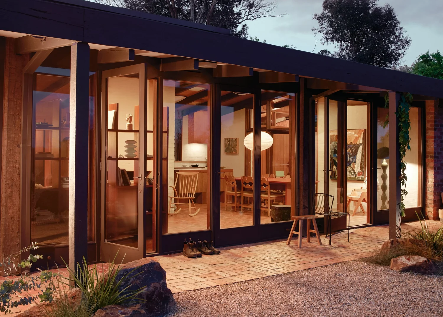 The New Modernist House by Patricia Callan — Hunter & Folk