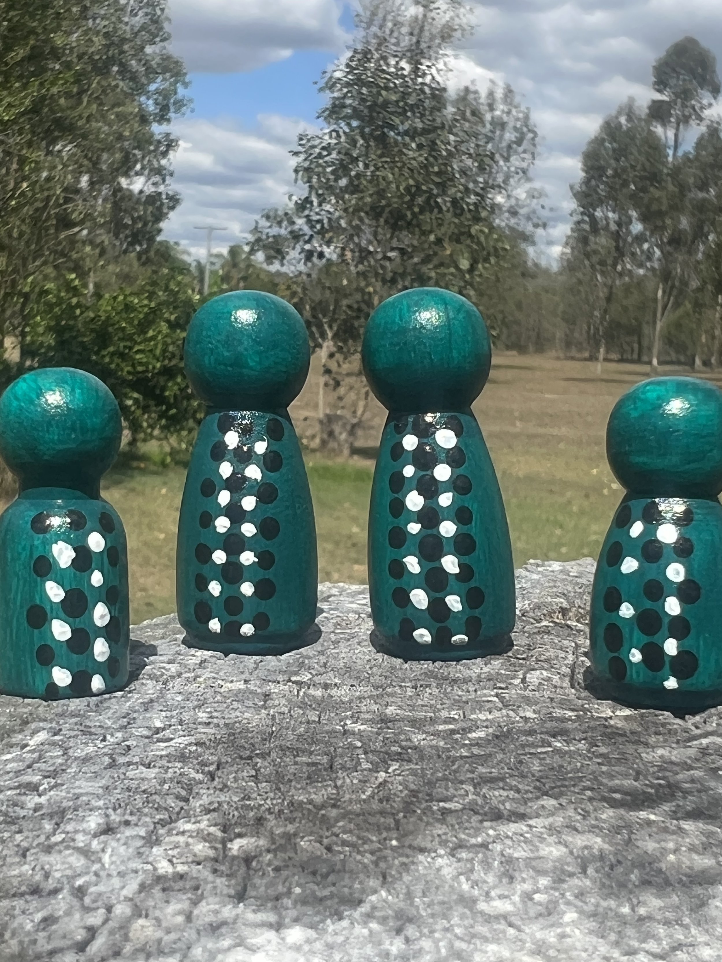 Dhiiyaan (Family) - Set of 4 - Teal — Kc Rae - Aboriginal Artist