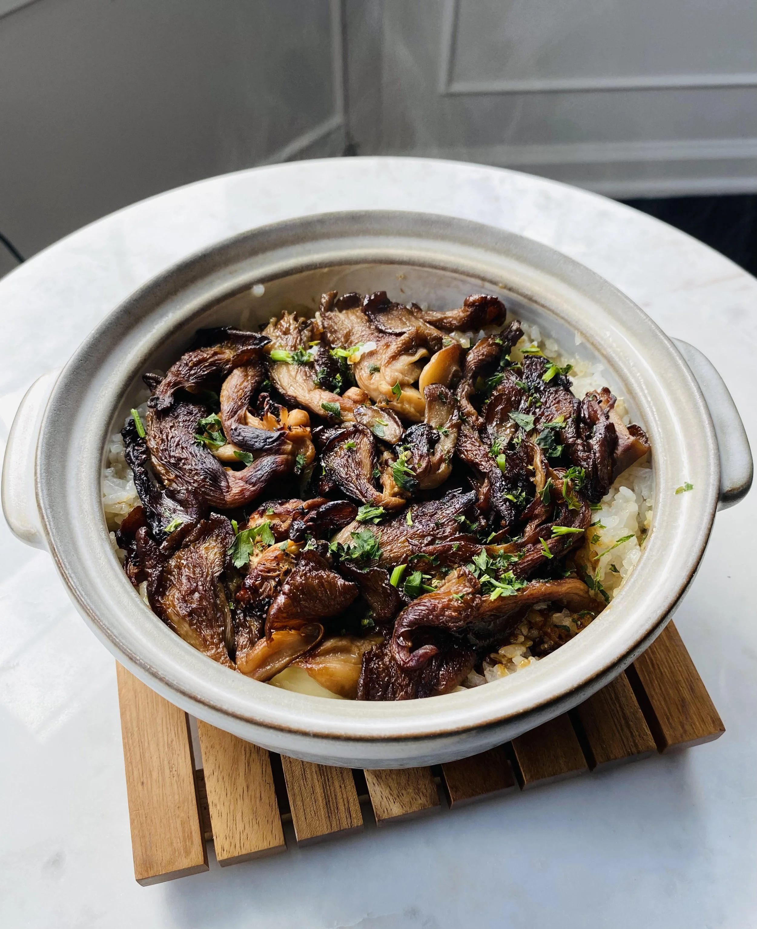 Mushroom Clay Pot Rice — thesometimescook