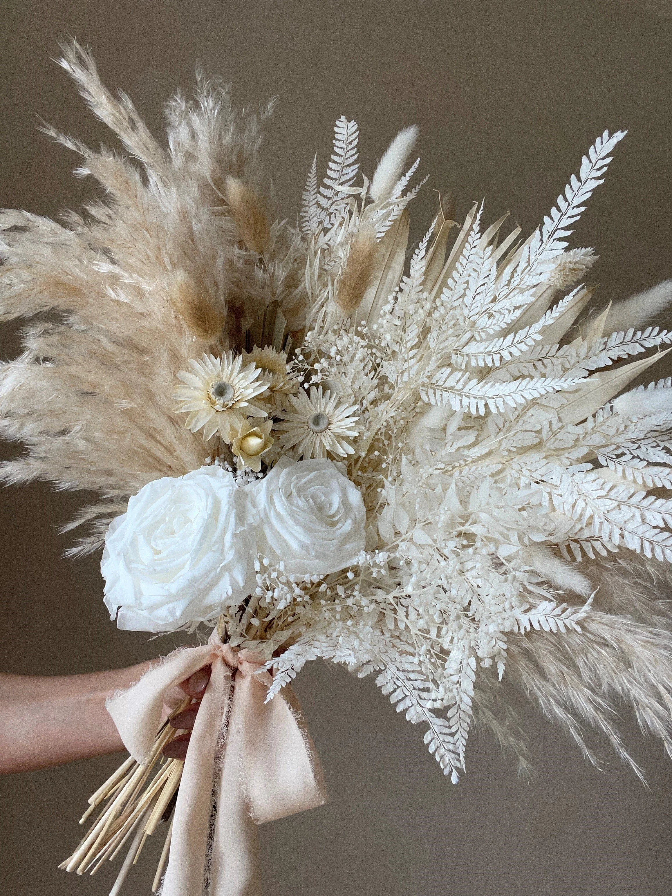 All White Buttonhole / Boutonniere — The Pampas Place UK