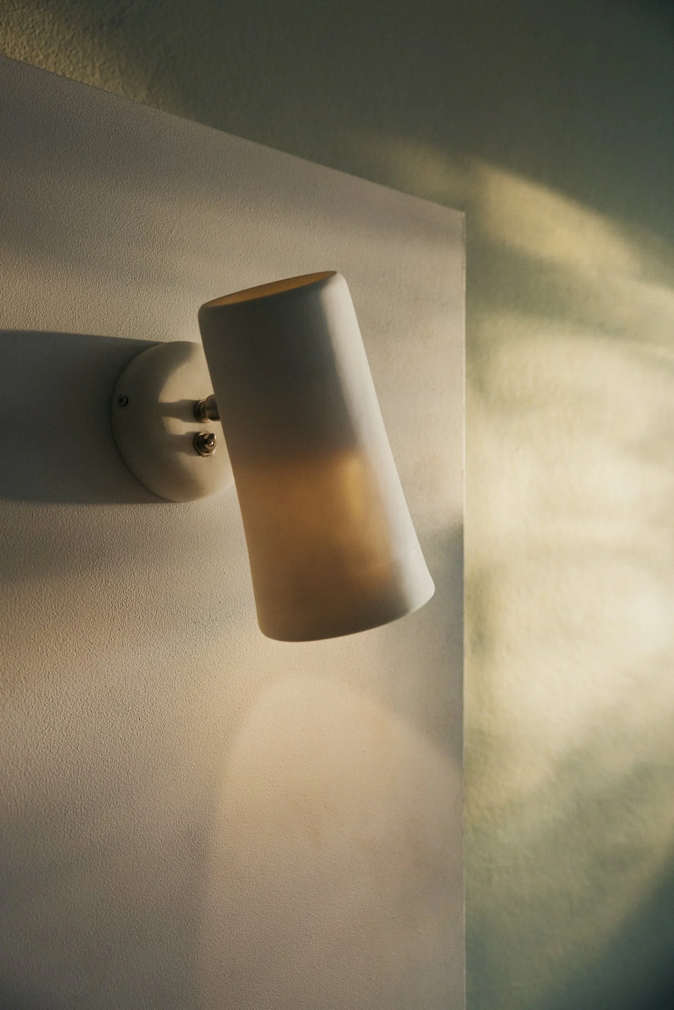 Eos Column Wall Light — STUDIO ENTI