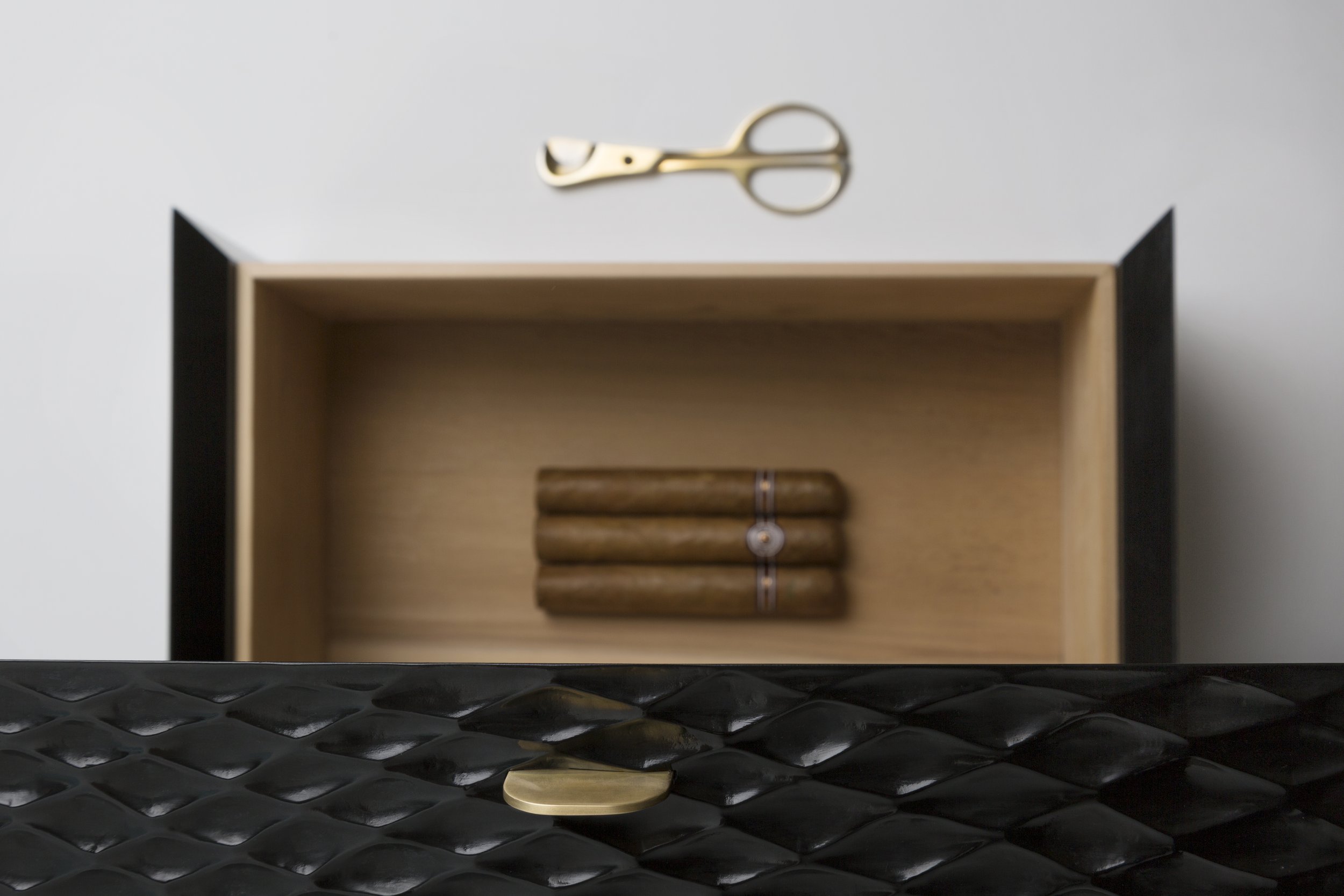 Oscura humidor — Thomas Trad