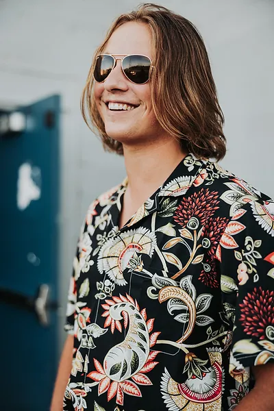 Entertainment — WATERMAN'S CRAB HOUSE