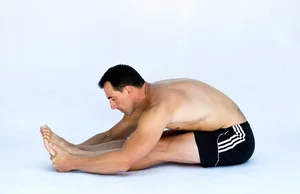 The Benefits Of Deep Squats — Do It At Your Desk