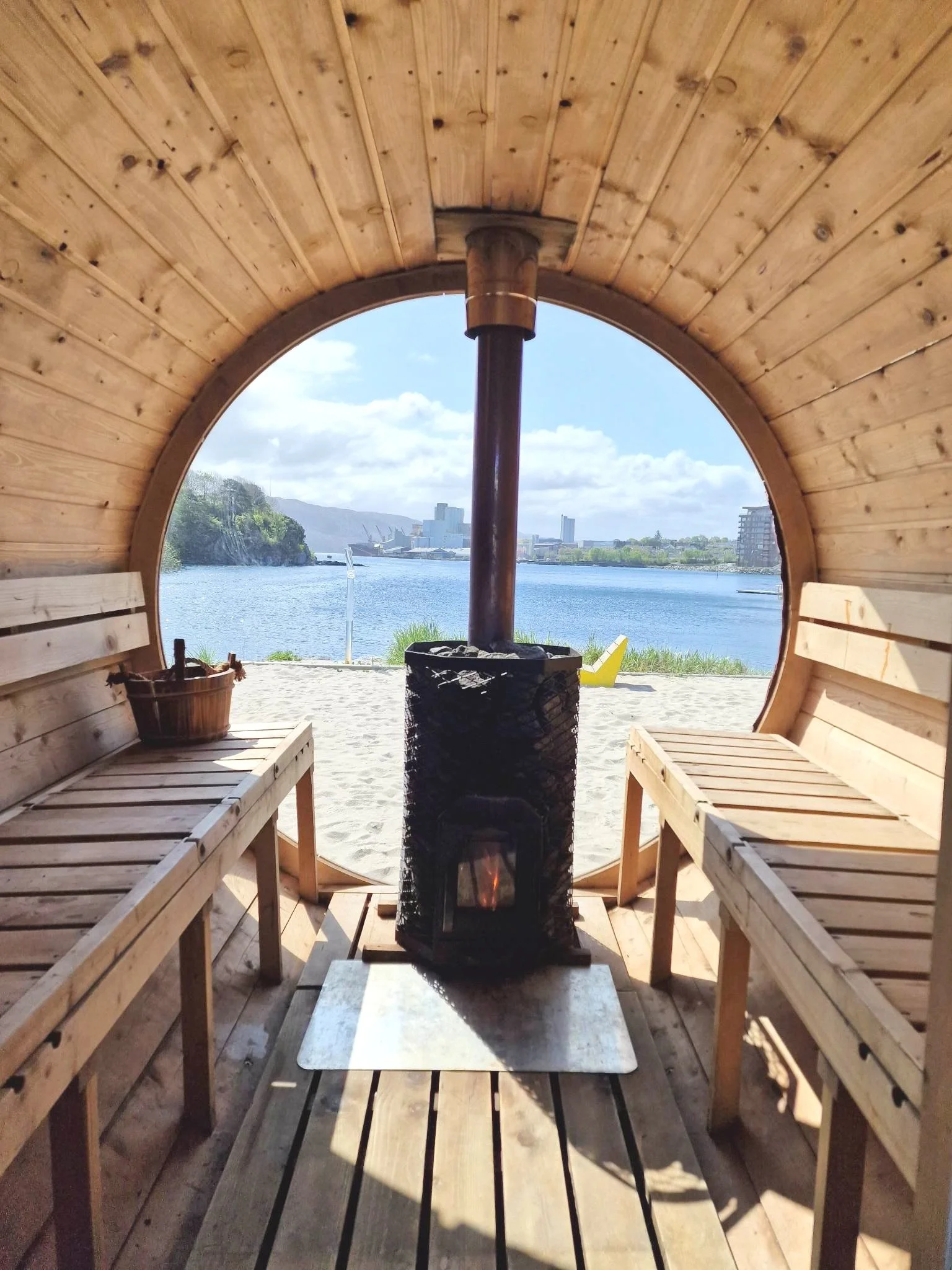Lumi — Badstue ved Strømsbrua på Storhaug i Stavanger — Book sauna i ...