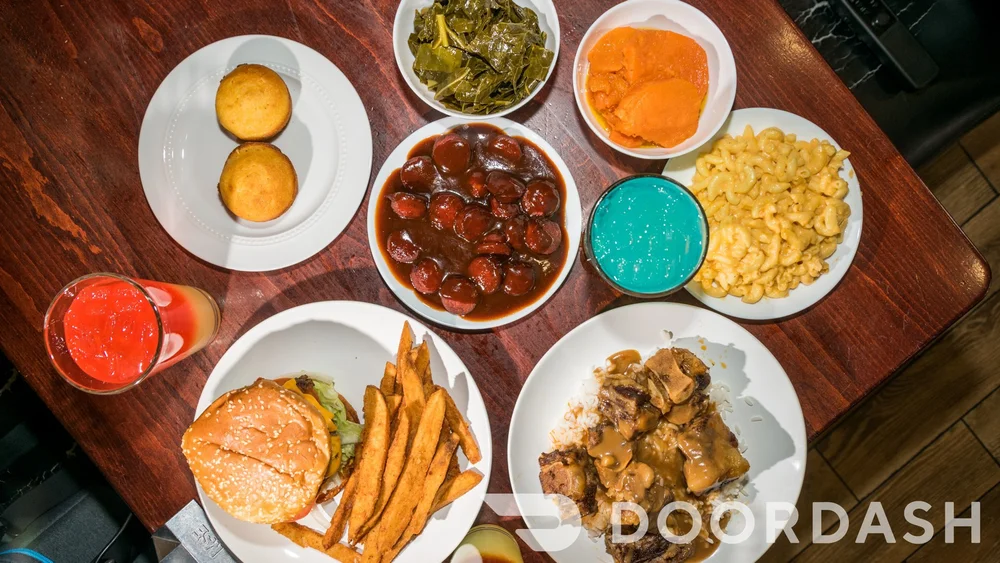 Venni Mac's M & M Soul Food