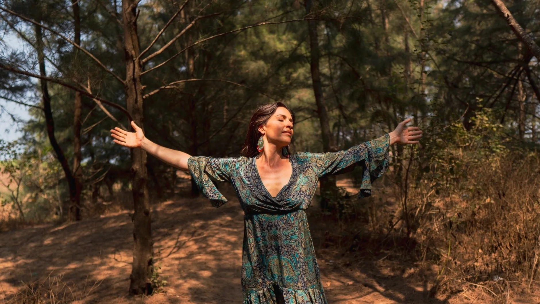 ABOUT EMILY — Emily Gilchrist