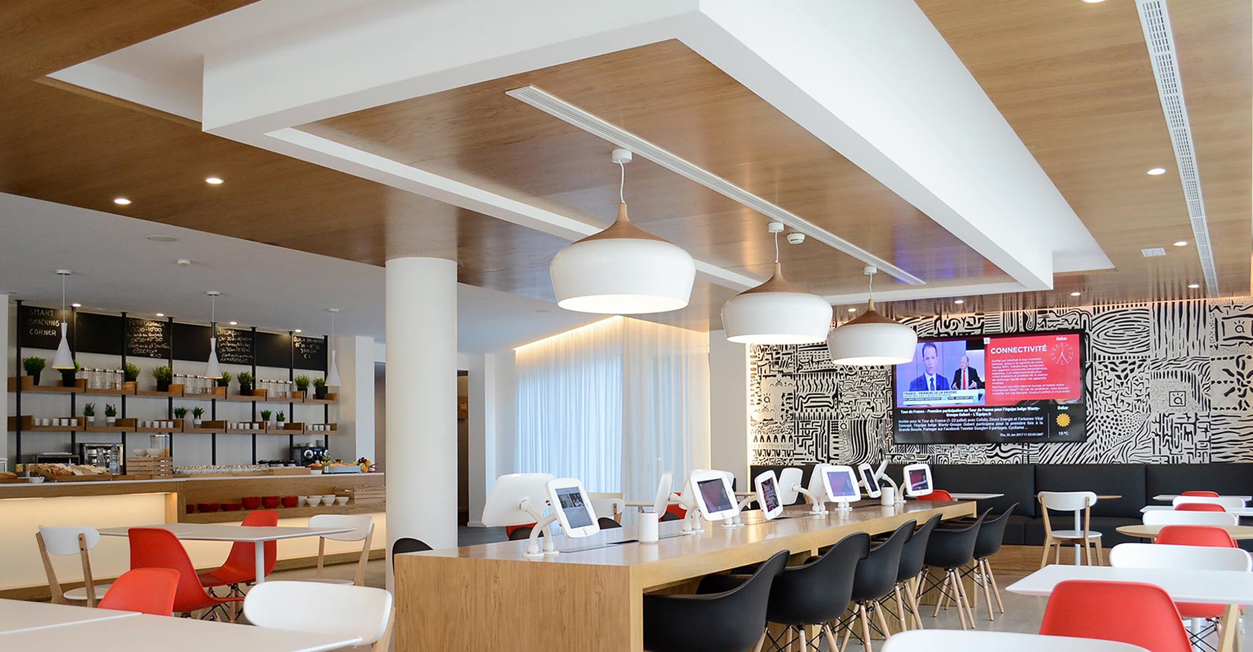 Yaas Hotel — Design International