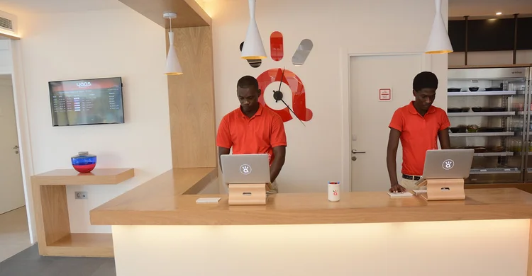 Yaas Hotel — Design International