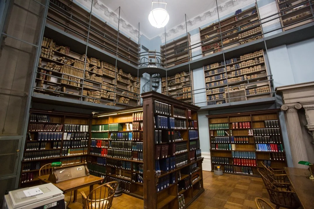 Library — 42West44