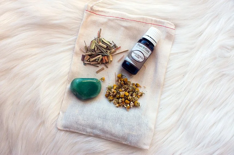 6 Herbal Bath Recipes for Winter Self-Care — Cassie Uhl