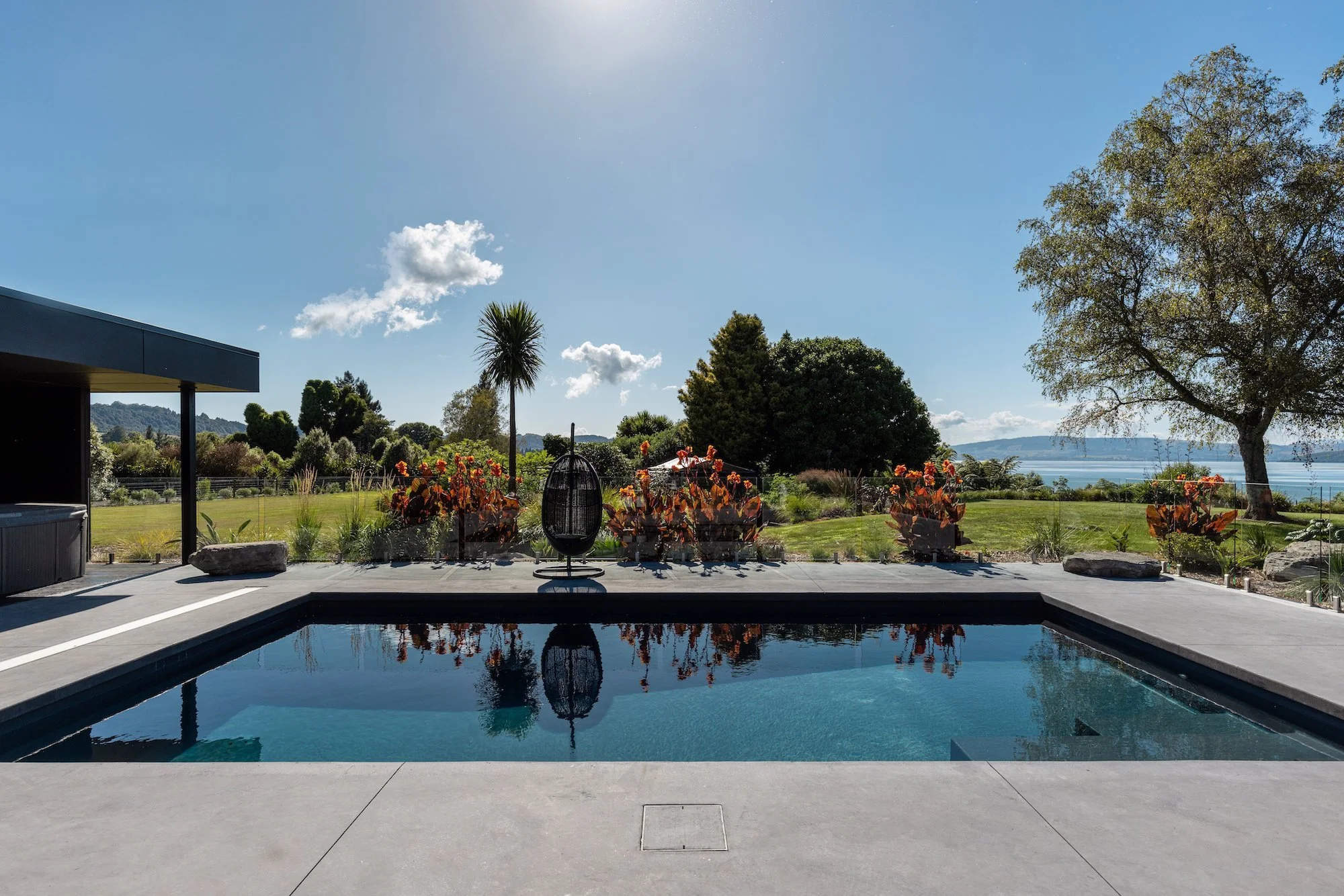 Meticulous Design Choices Make for an effortless Polish — Mayfair Pools ...