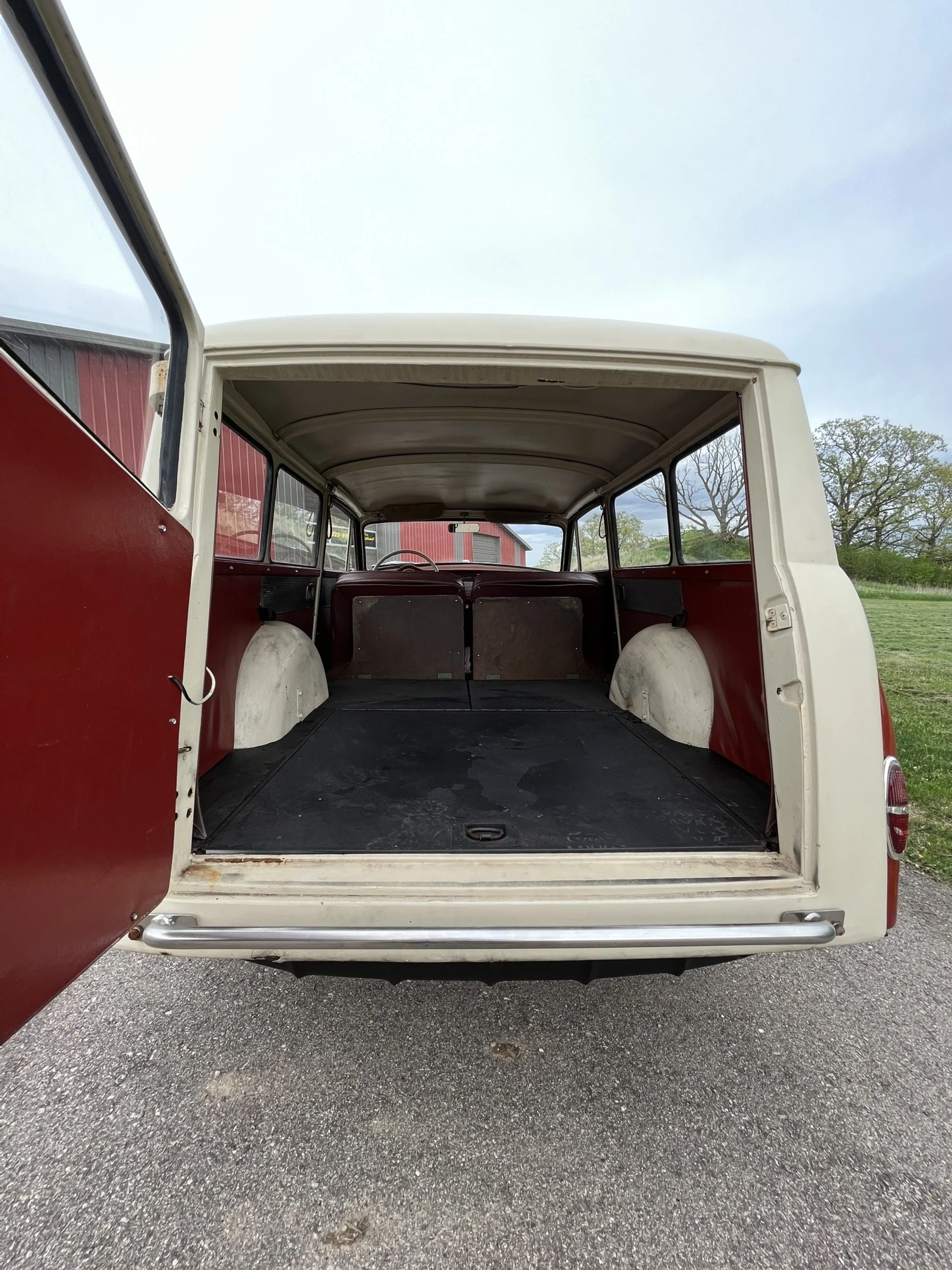 #154 1958 Goliath 1100 Kombi — Lucky Collector Car Auctions