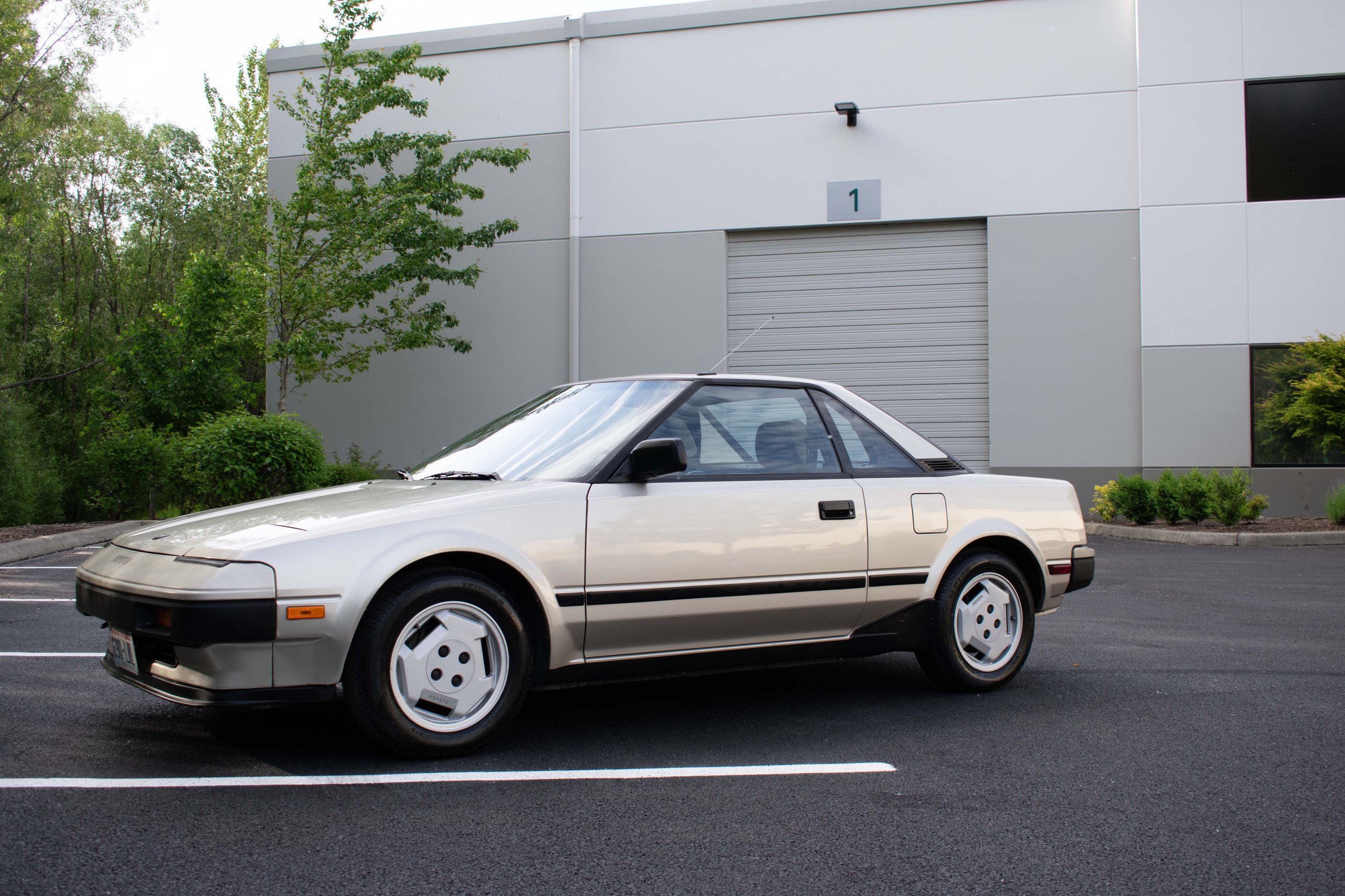 Lot 186 - 1985 Toyota MR2 AW11 — Lucky Collector Car Auctions