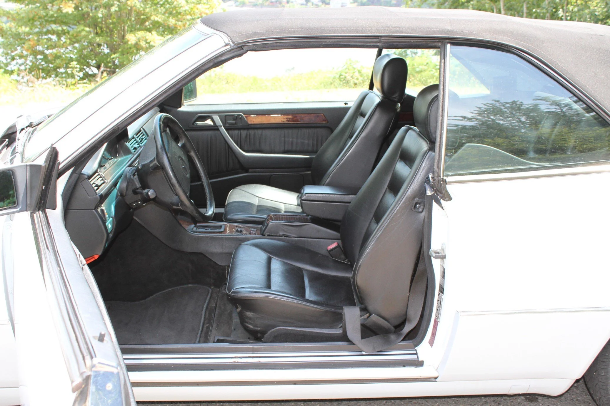 #563 - 1993 Mercedes Benz 300 CE Cabriolet — Lucky Collector Car Auctions