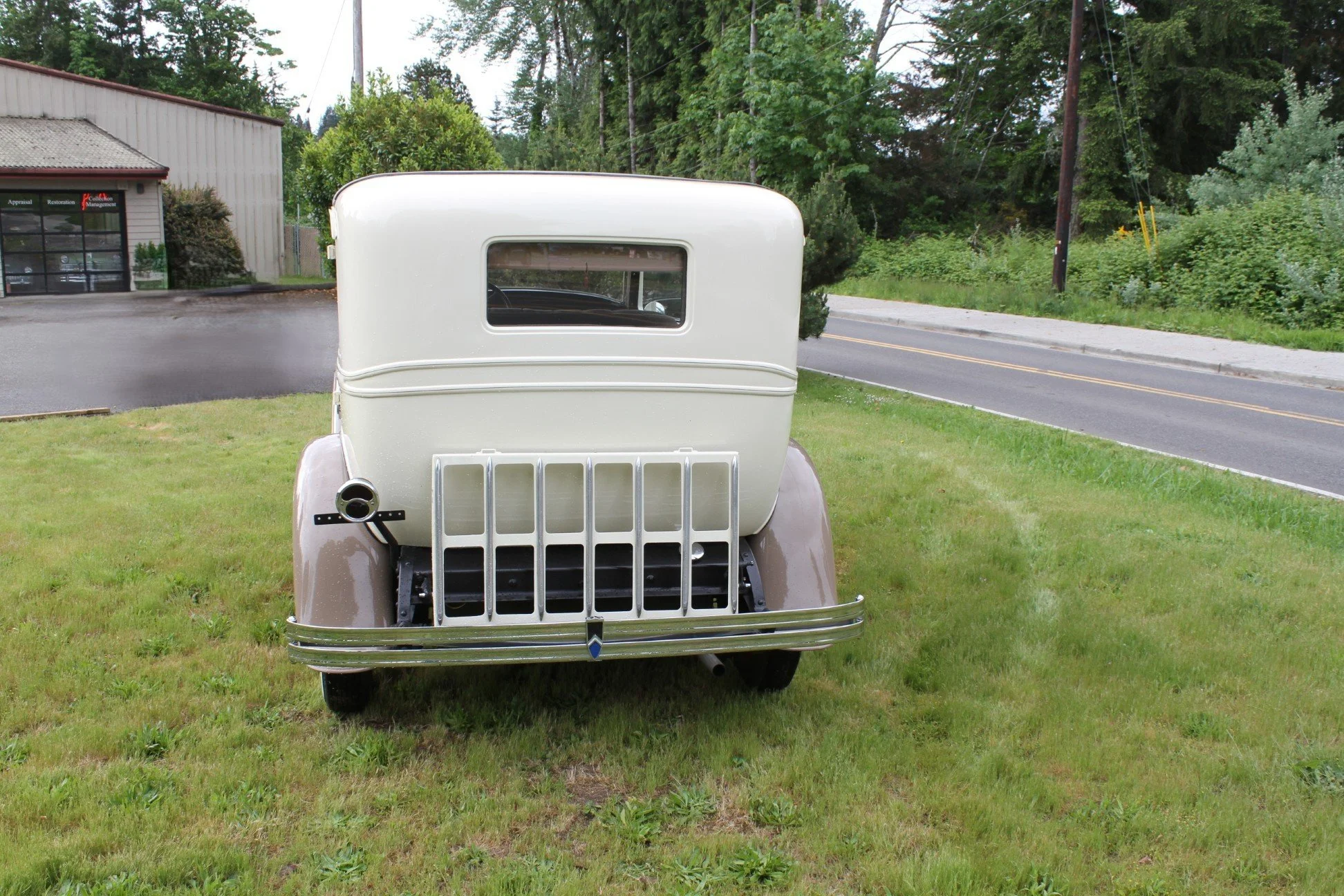 #122 1929 Peerless Six Model 61 — Lucky Collector Car Auctions