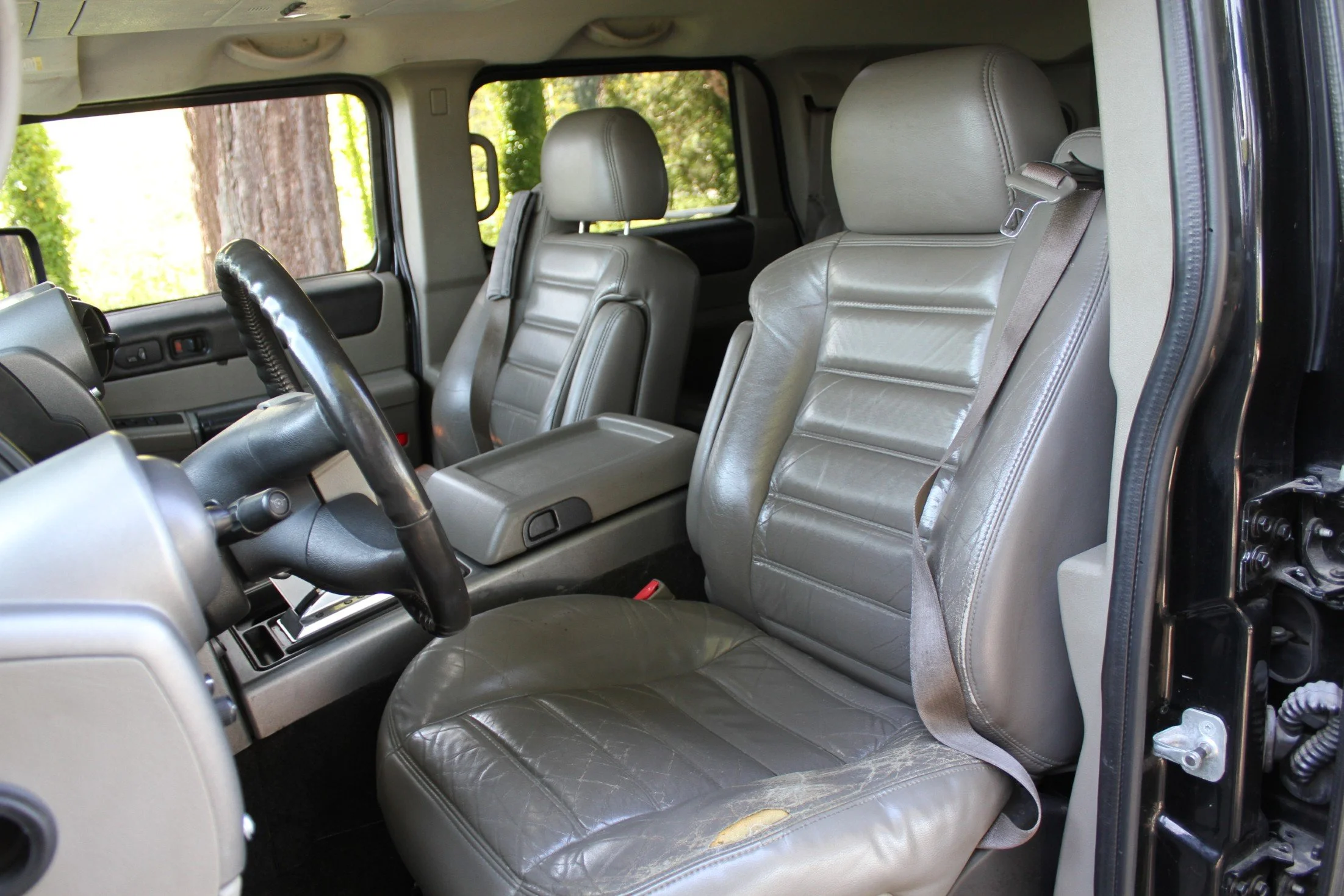 #164 2003 Hummer H2 — Lucky Collector Car Auctions