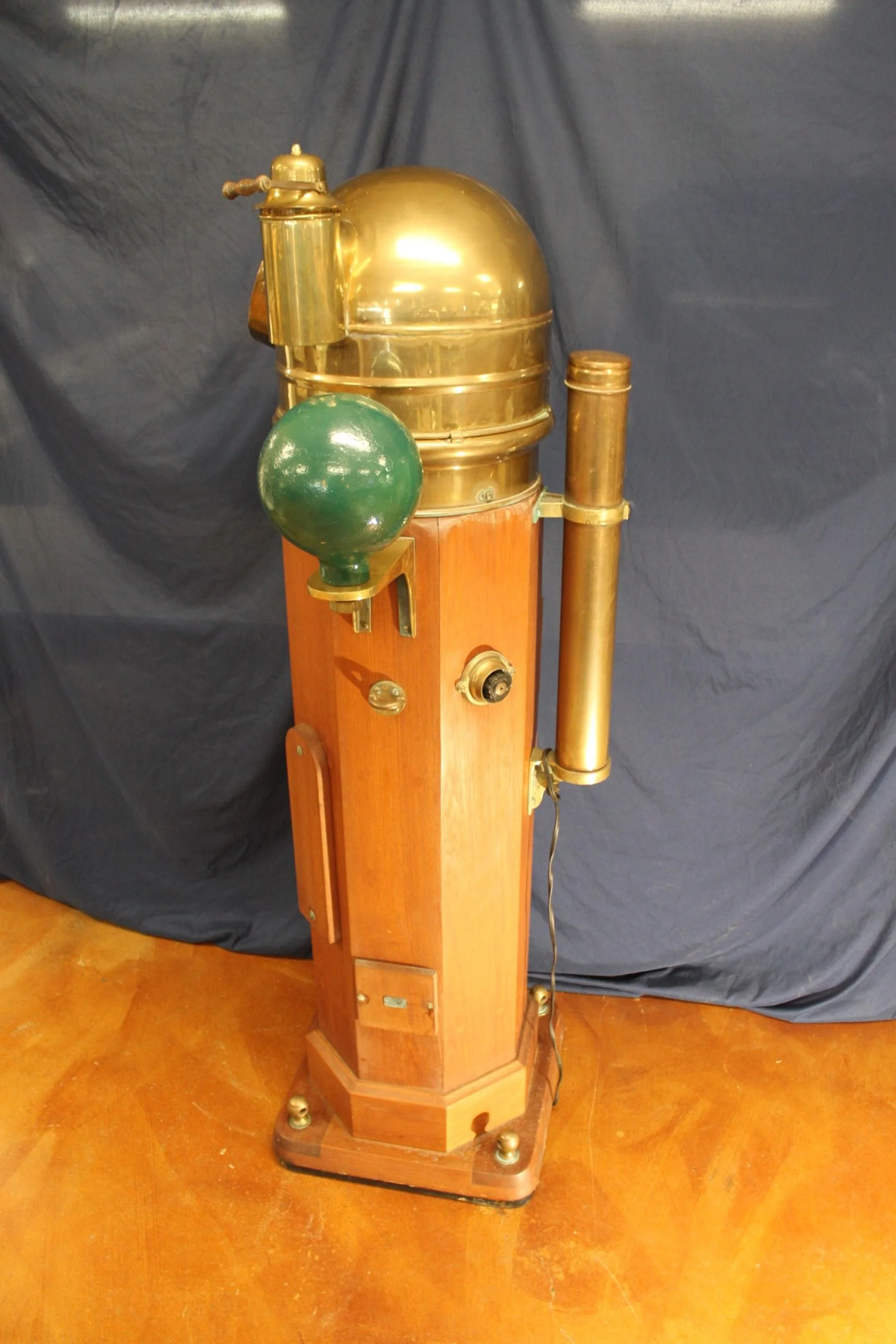 #084 W. Ludolph Ship Binnacle — Lucky Collector Car Auctions