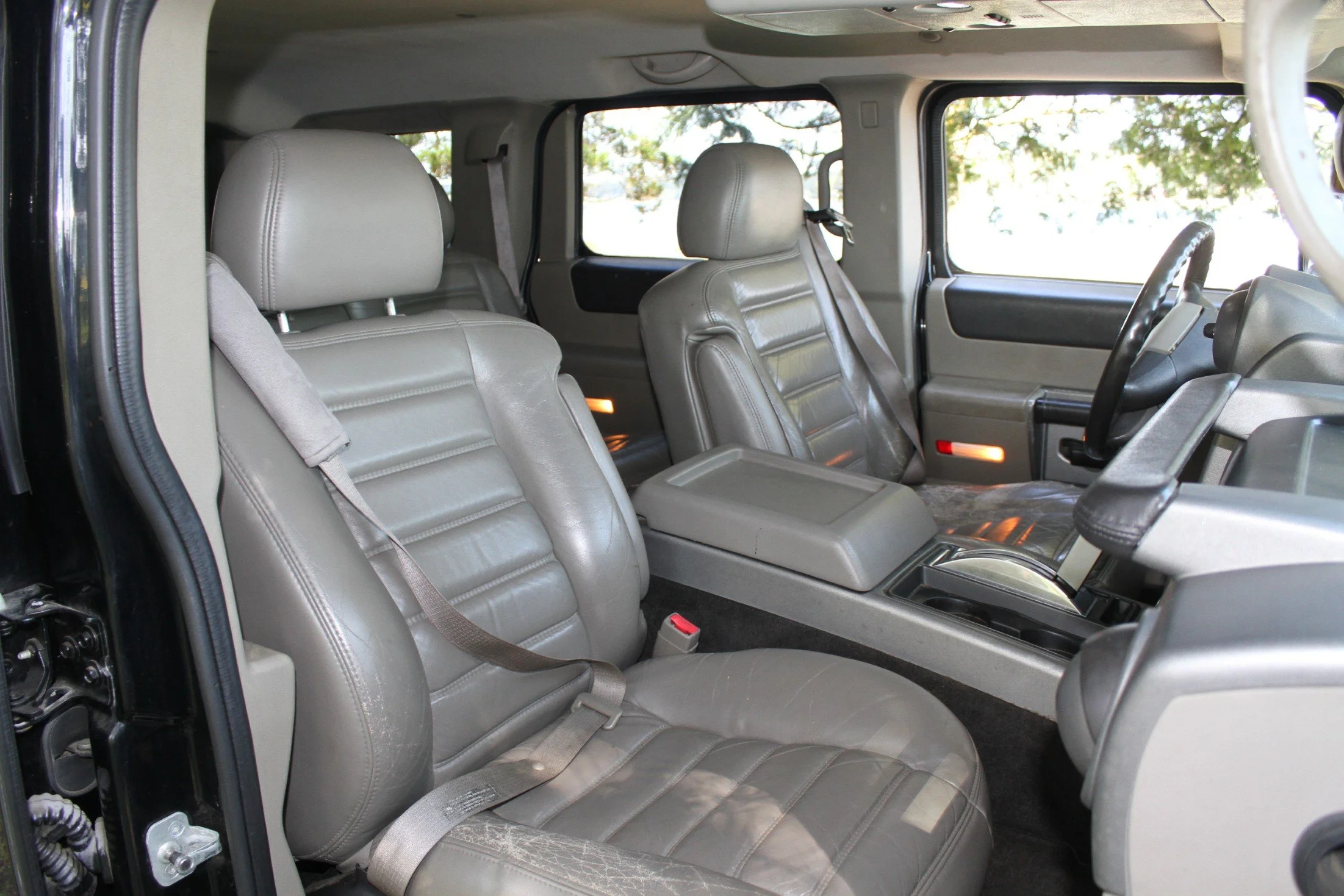 #164 2003 Hummer H2 — Lucky Collector Car Auctions