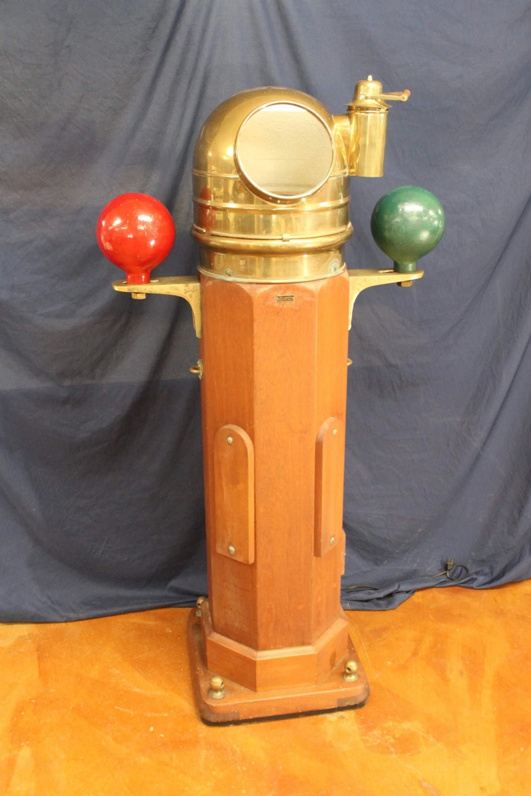 #084 W. Ludolph Ship Binnacle — Lucky Collector Car Auctions