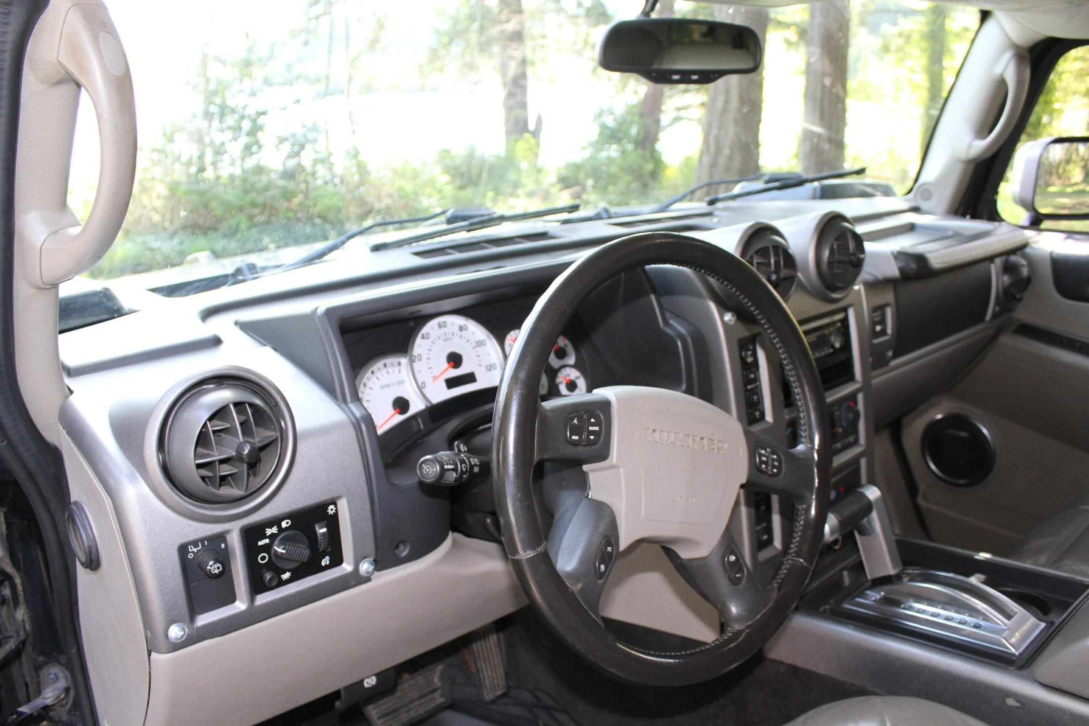 #164 2003 Hummer H2 — Lucky Collector Car Auctions