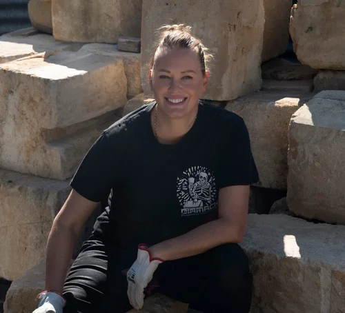 About Australian Stone Carver Tas Wansbrough | Tas Wansbrough