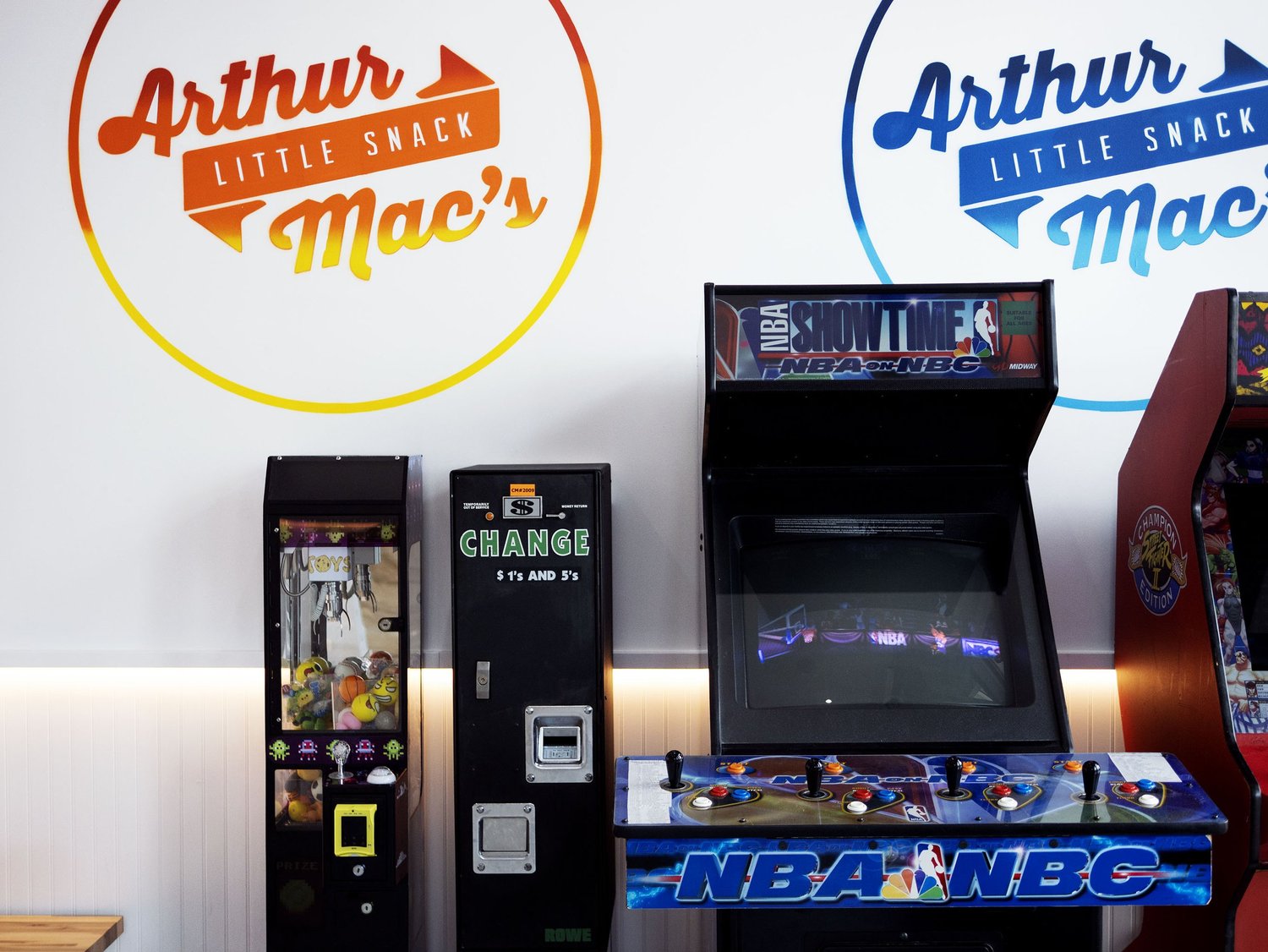 Arthur Mac's