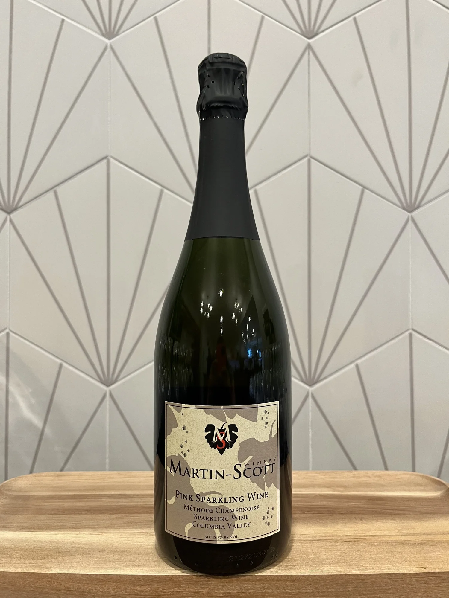 Menu & Wines — CIRCLE 5