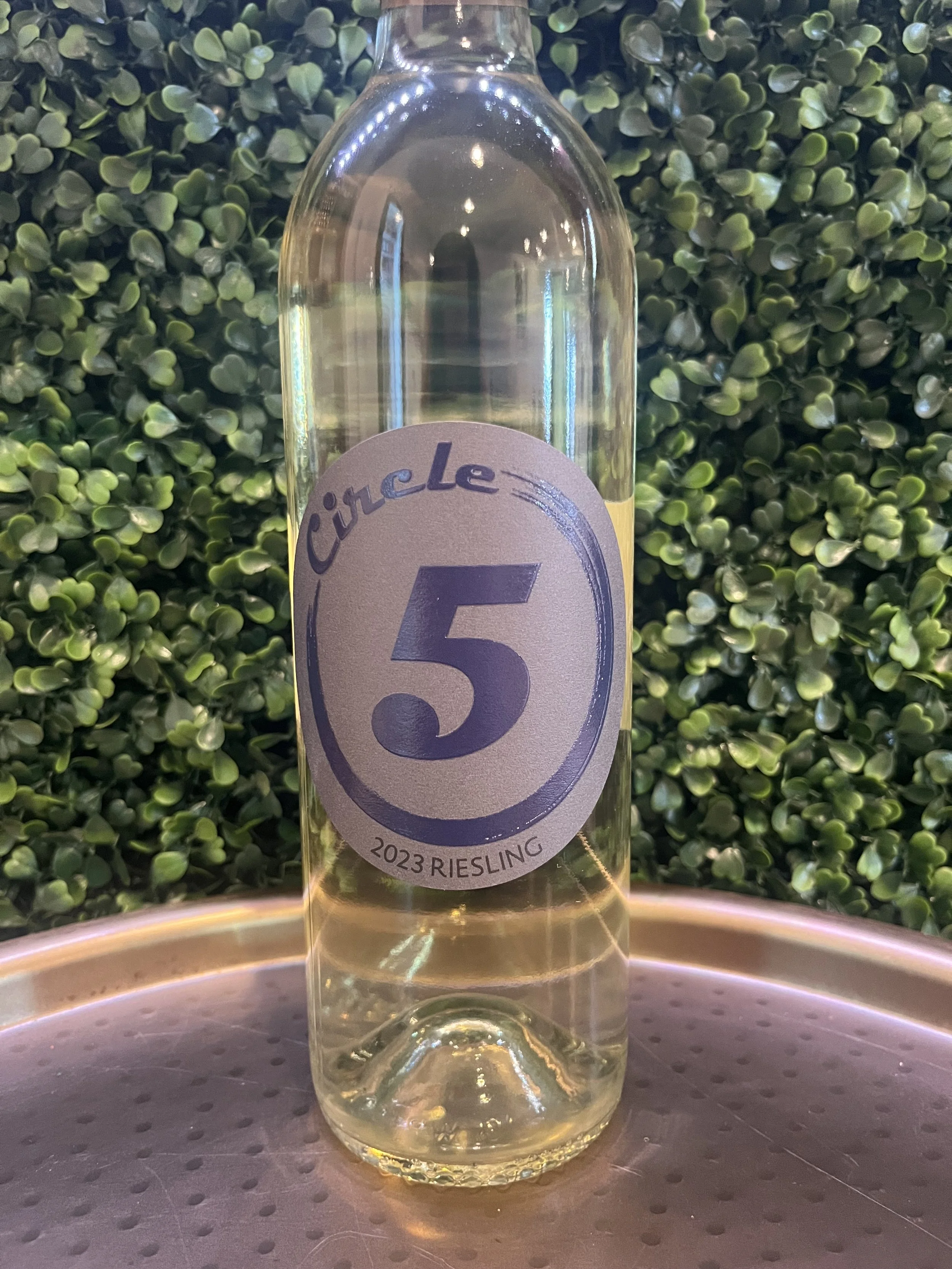 Menu & Wines — CIRCLE 5