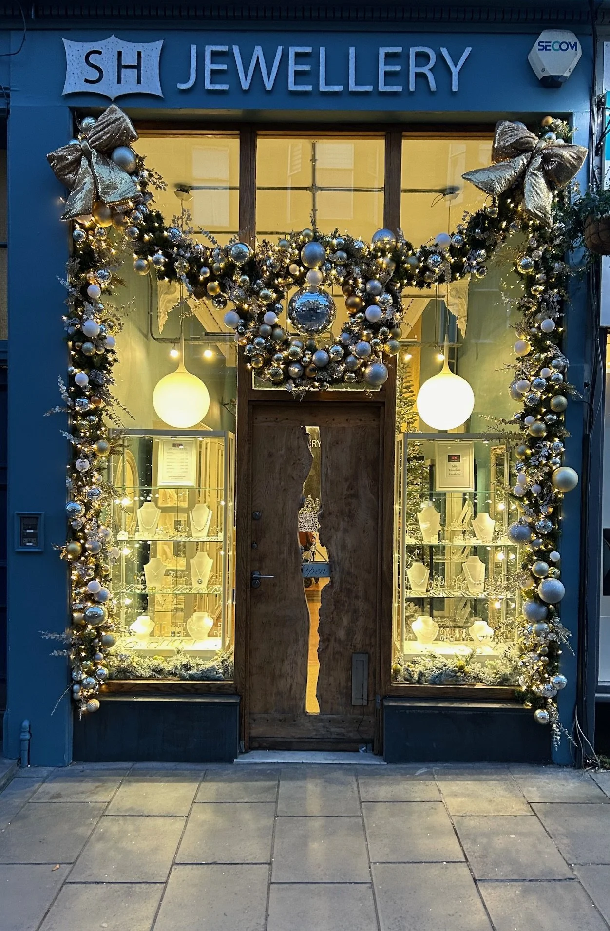 SH Jewellery | Contemporary Jewellery Gallery in Morningside, Edinburgh ...