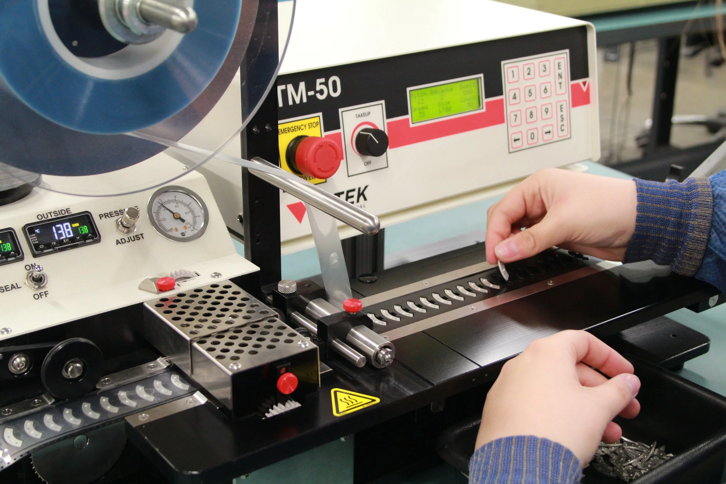 Manual Equipment — V-TEK