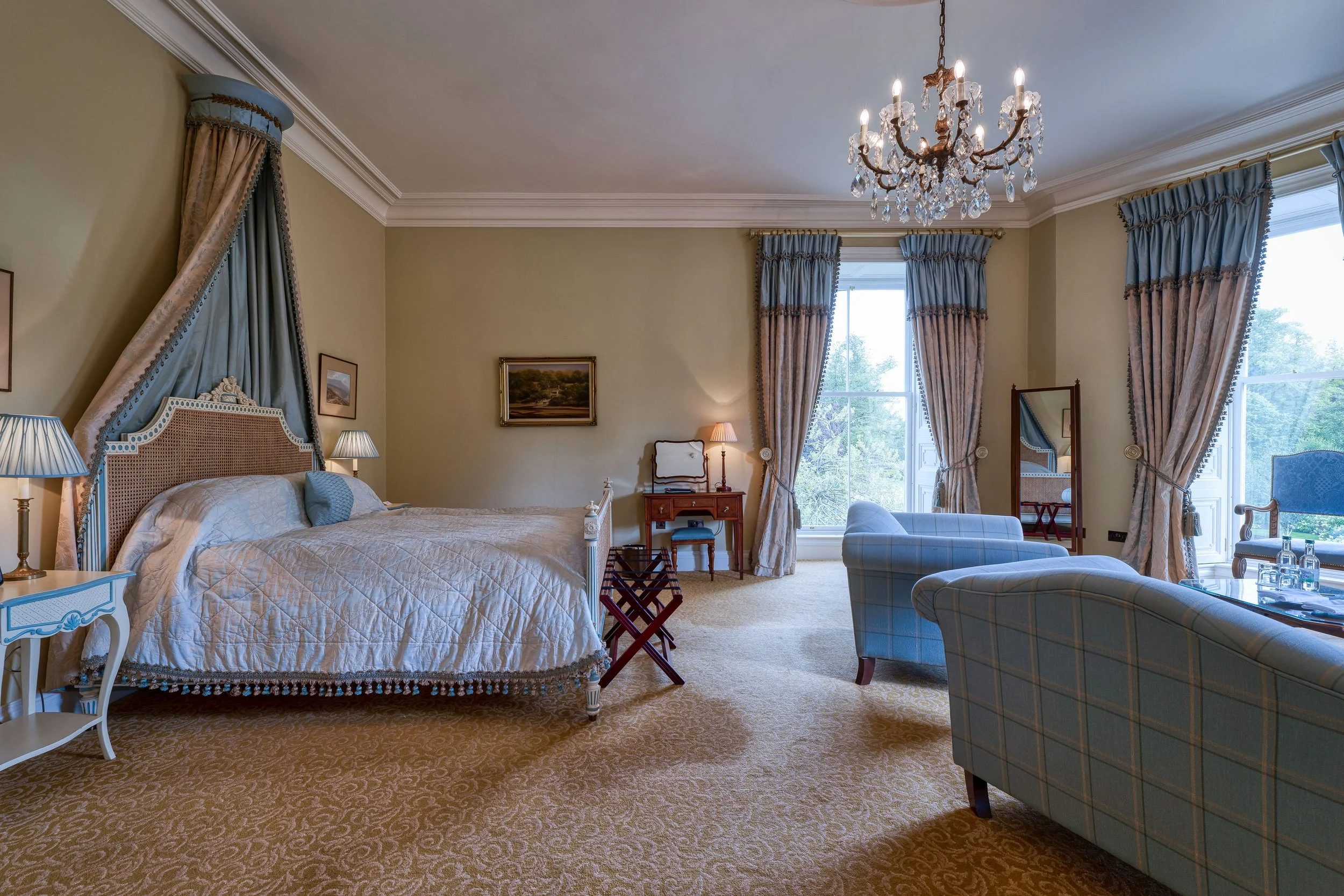 Luxury Castle Hotel Near Glasgow | Crossbasket Castle