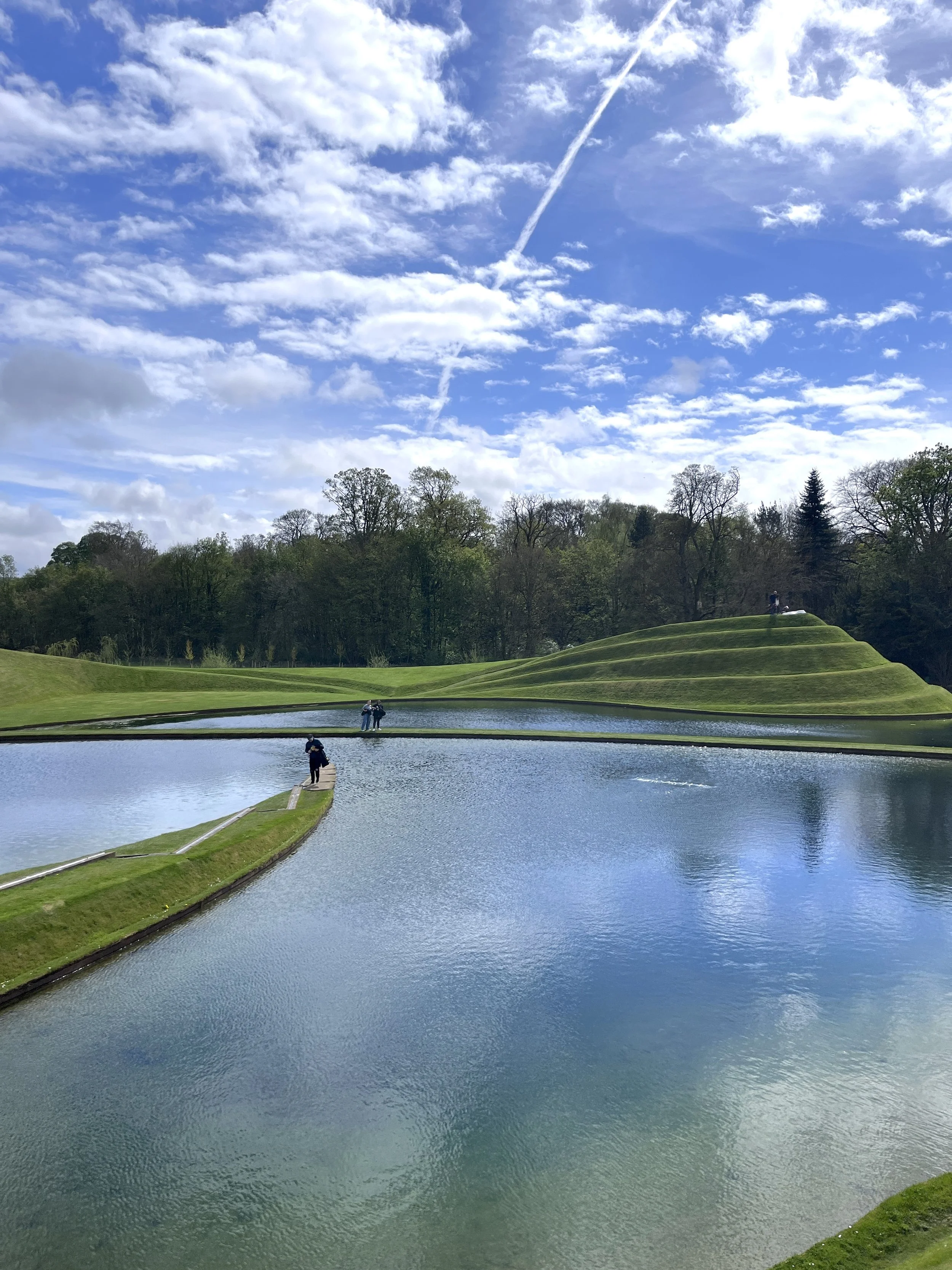 The best places to stray, sleep, and eat in Edinburgh Scotland. — stray ...