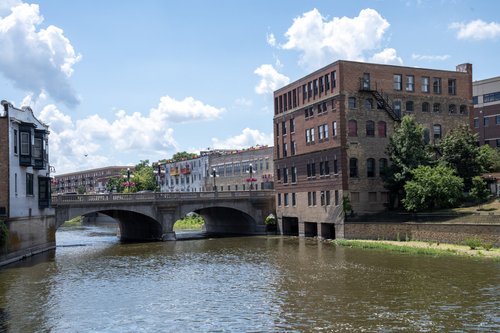 Downtown Aurora Spotlight Videos — Aurora Downtown