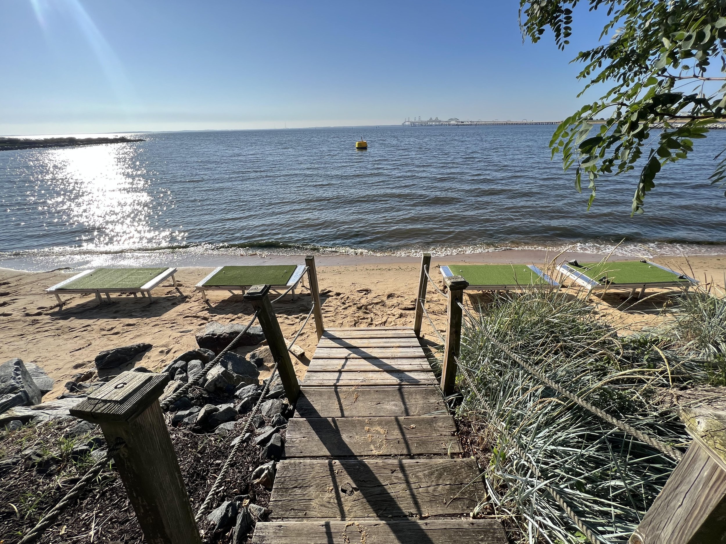 Book a waterfront driving range for your group