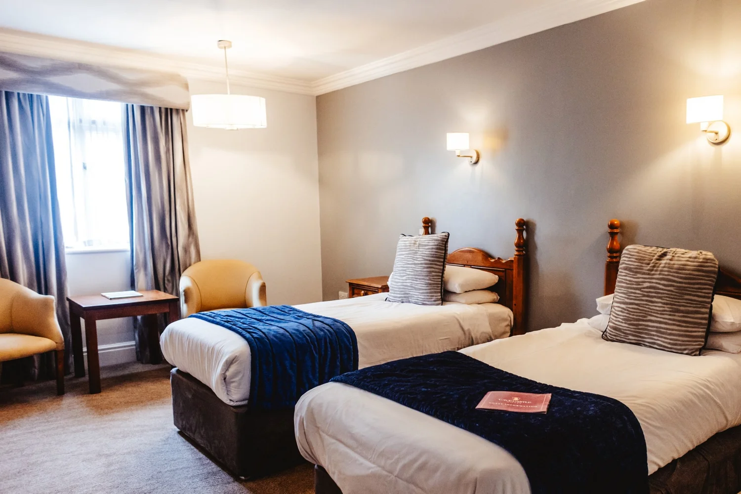 Bedrooms | Cosy Rooms and Castle Suites | Cave Castle Hotel