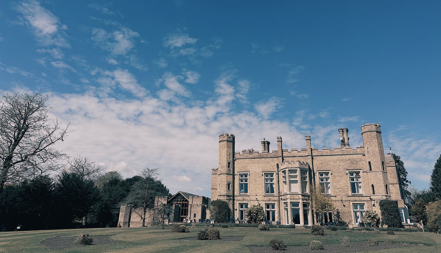 Rooms — Cave Castle Hotel