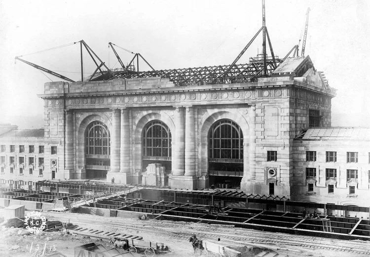 The Story of The Western Auto Sign — KC Yesterday