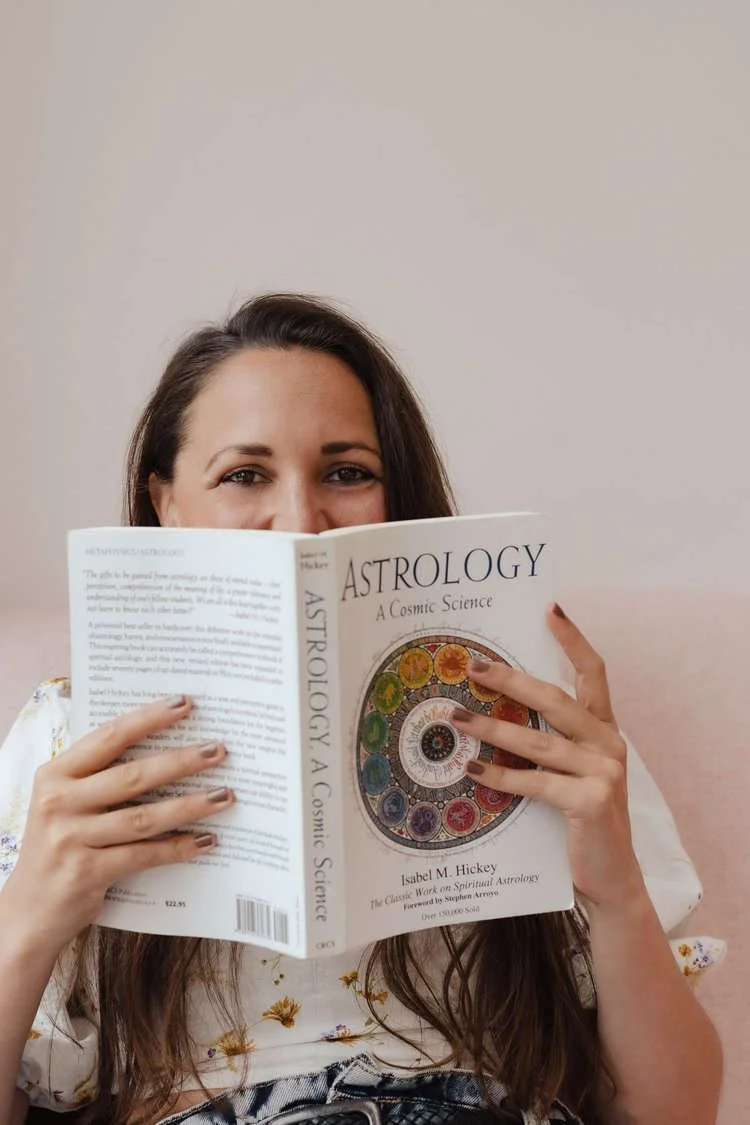 Francesca Oddie - Astrology, Numerology & Cardology
