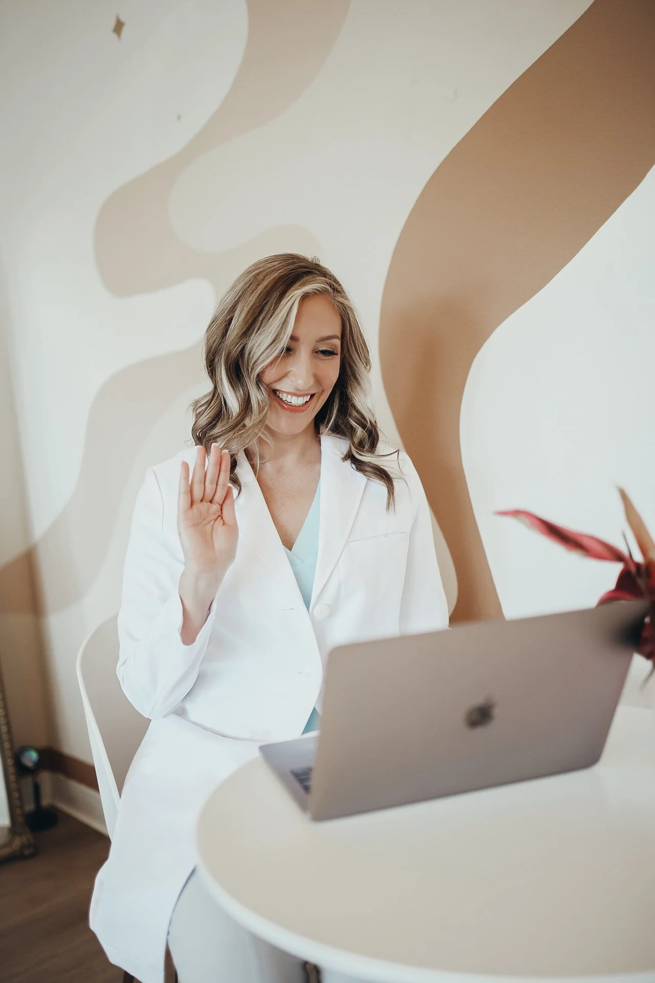 About — Dr. Raquel Espinol