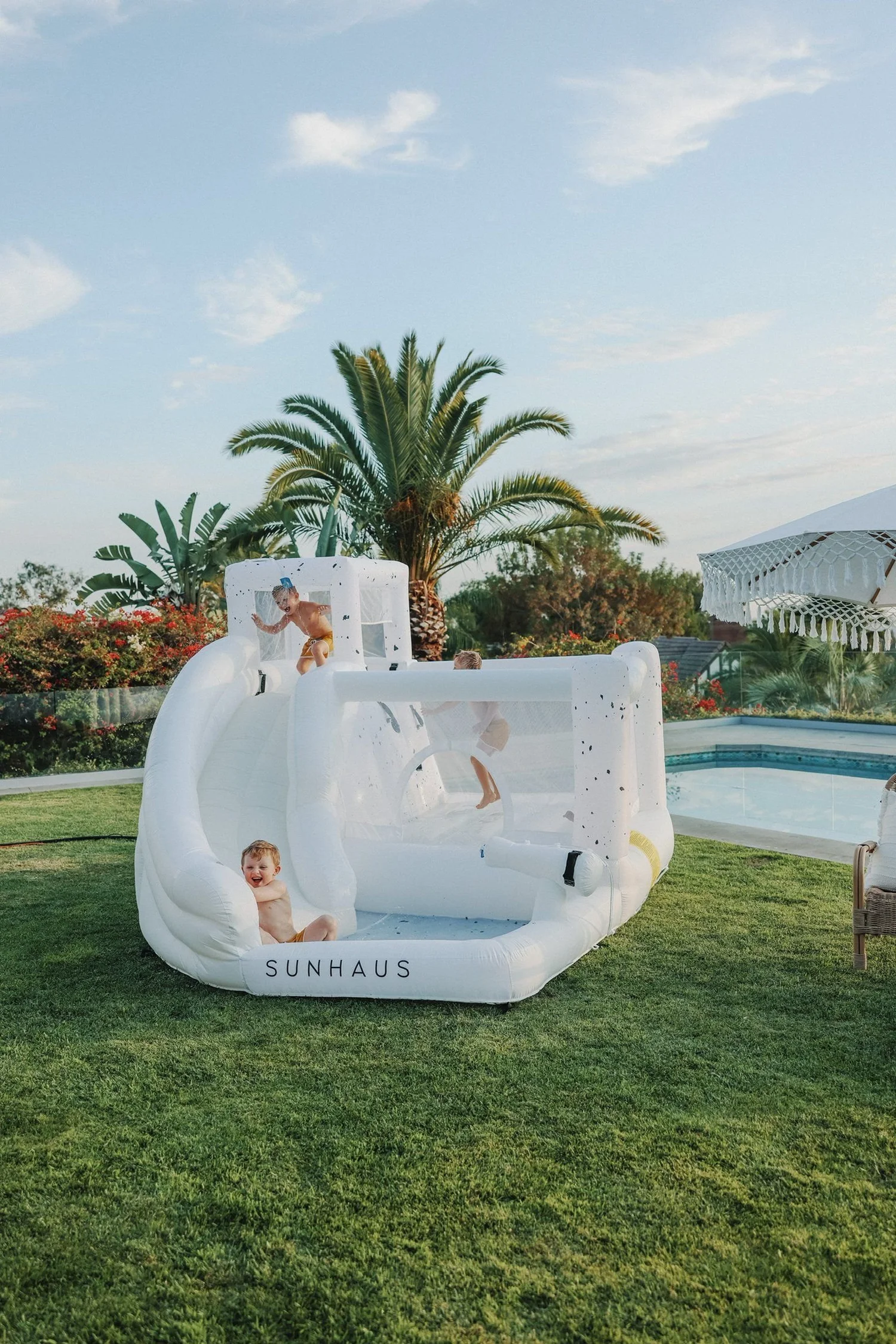 Bounce Houses — Soft Play Party Rentals | Layla's House of Play