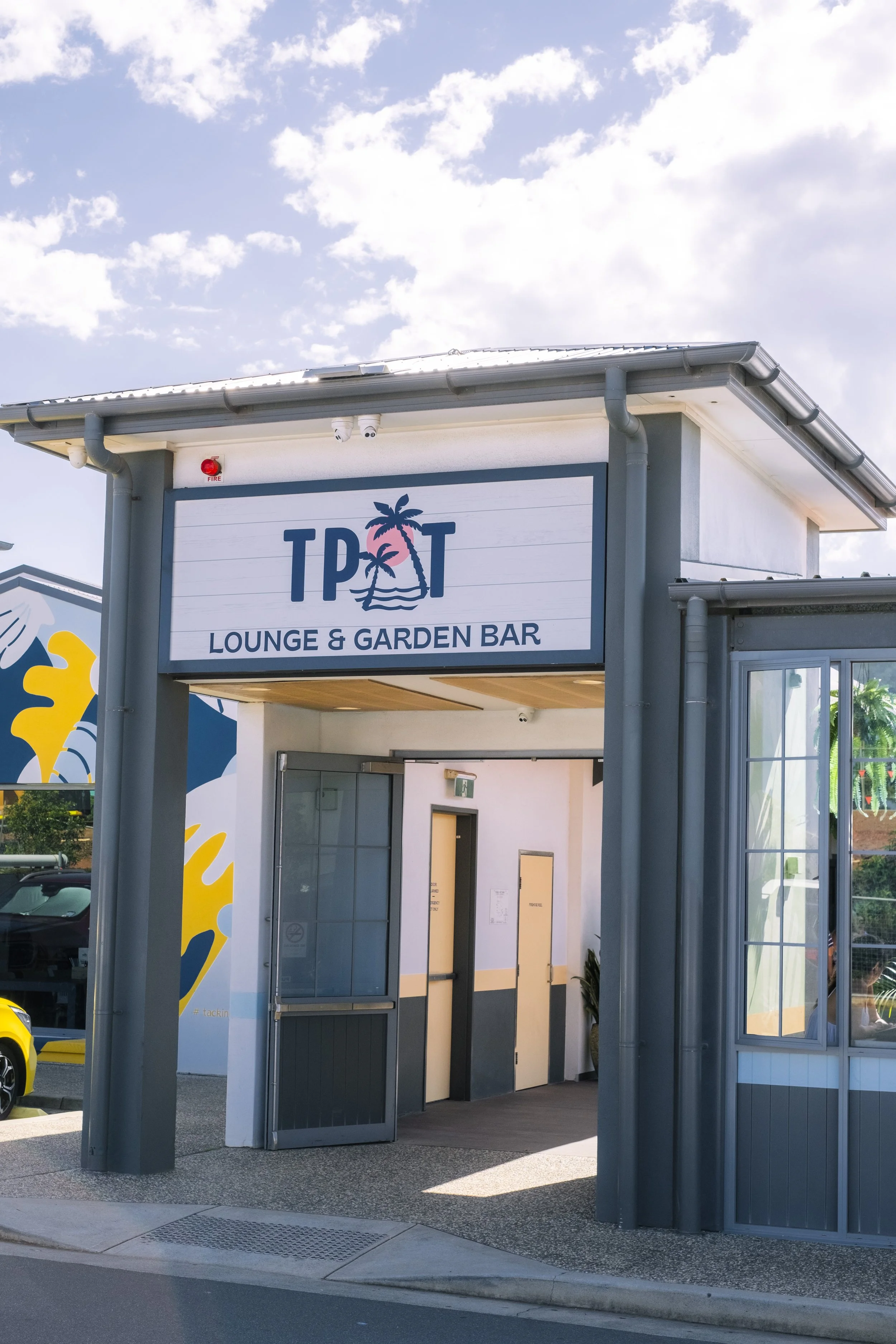 Tacking Point Tavern