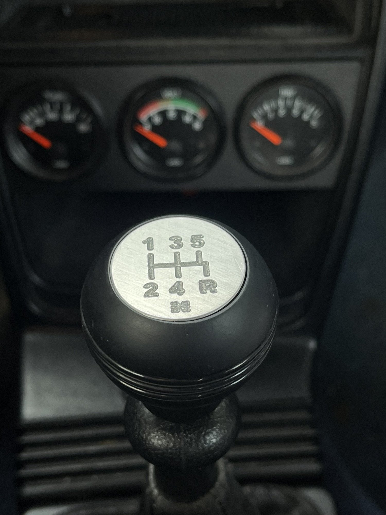 C900 Short-Throw Shifter — Modern Classic SAAB