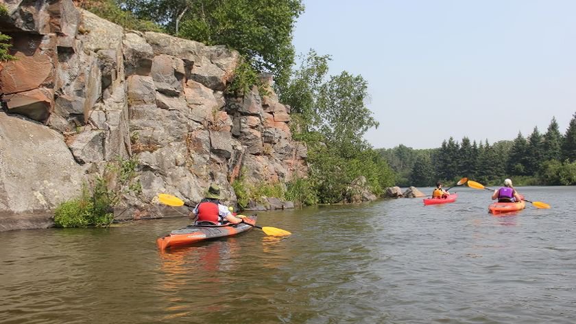 Services — Winnipeg River Tourism Corridor